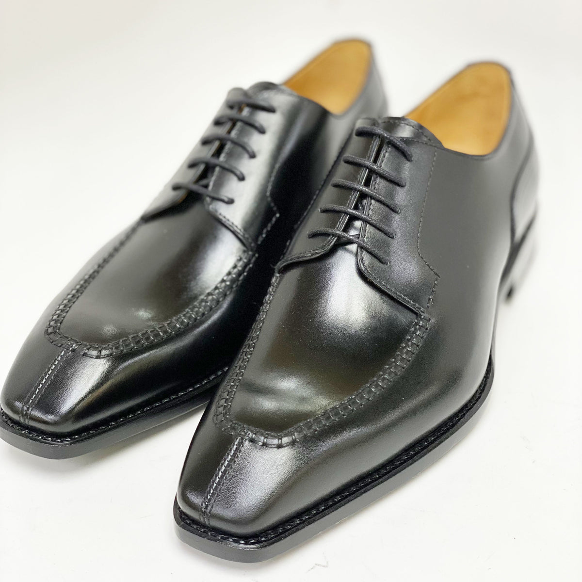"Norman" Burnished Calfskin Lace-Up Split-Toe Oxford Black – C&E Fashions