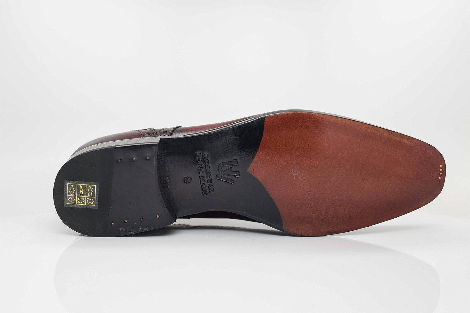 Burnished Calfskin Lace-Up Oxford Burgundy – C&E Fashions