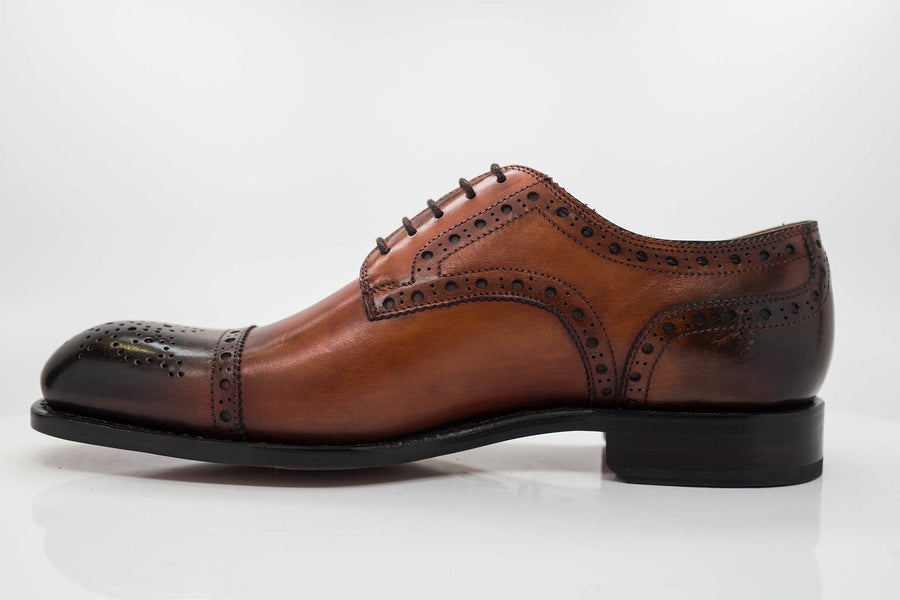 Burnished Calfskin Lace-Up Oxford Caramel – C&E Fashions