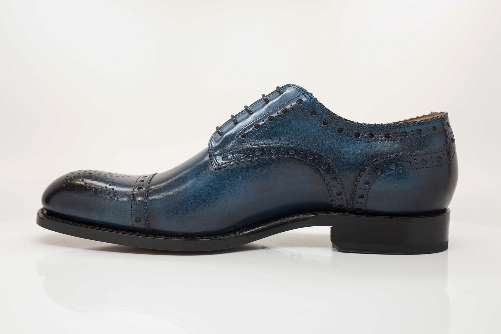 Burnished Calfskin Lace-Up Oxford Blue – C&E Fashions